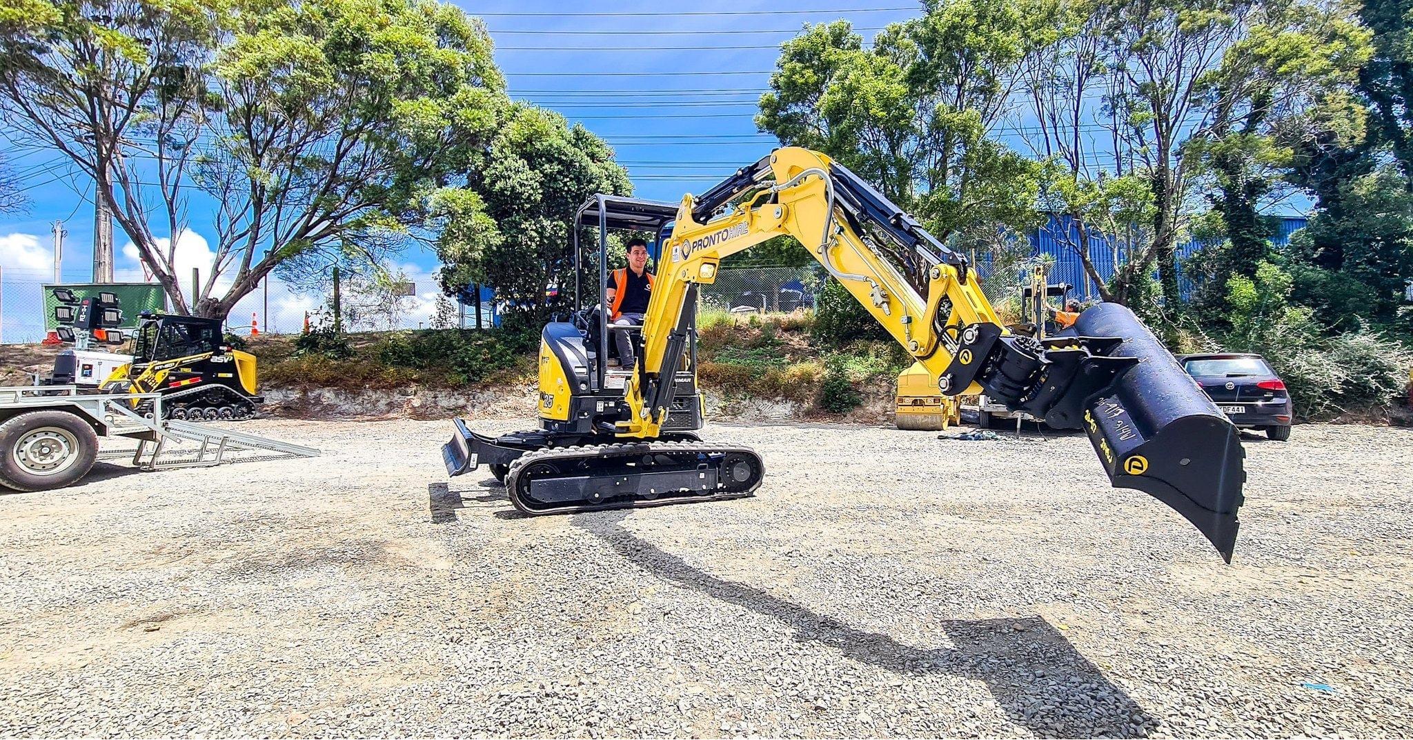 D-Lock Tilt Mini - Doherty - Couplers and Attachments - A Kinshofer Company